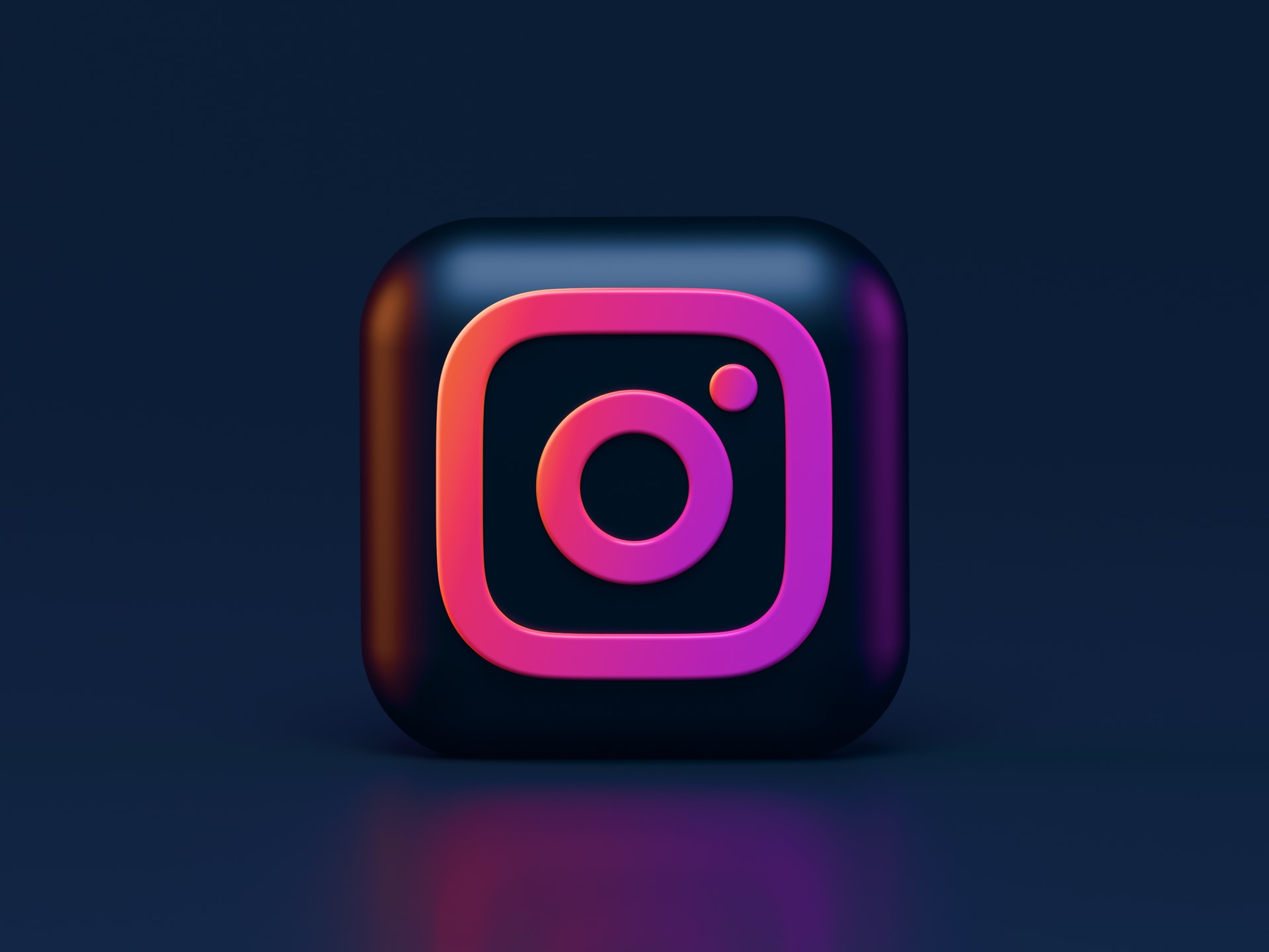 Instagram 信息流呈现将改版，支持三种视图 - 软餐